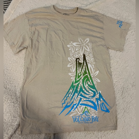 Universal | Tops | Universals Volcano Bay Tan Team Member Tshirt | Poshmark